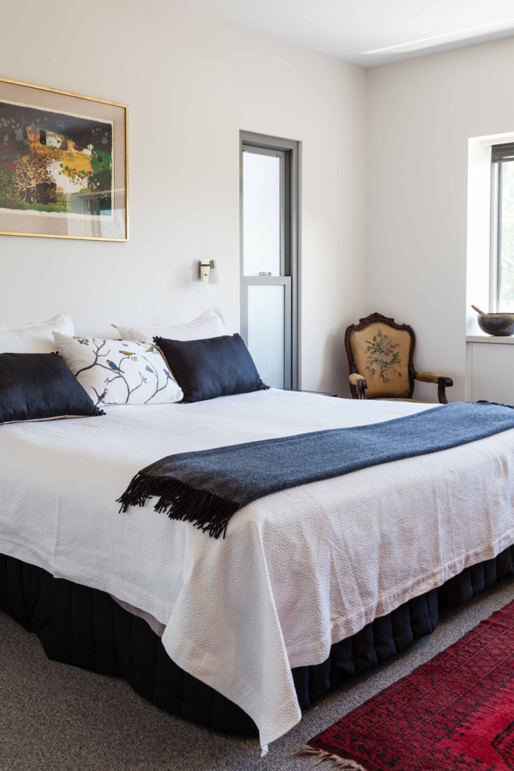 Accommodation - The River House - Stunning Rooms - Bingara